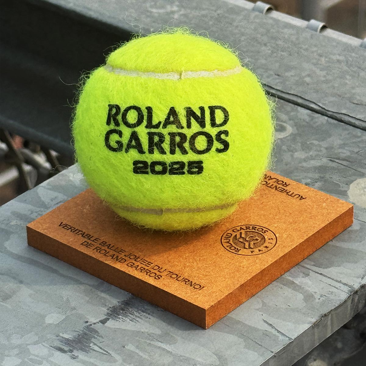 Balle de tennis officielle jouée Roland-Garros 2025 | Roland-Garros ...